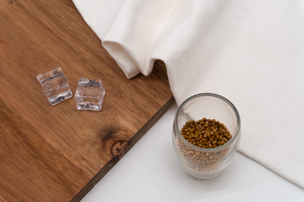 AURUM ® TPI Natural Granules - POLYIMIDE-shop.com